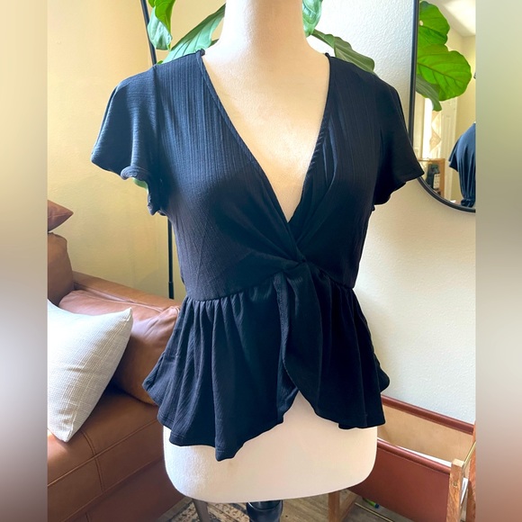 Mixed Threads | Tops | Nwot Baby Doll Black Top Front Knot | Poshmark